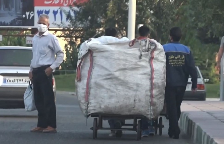 Low-Income Households Affected The Most By Rising Inflation in Iran ...